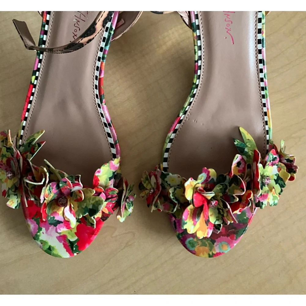 Betsey Johnson | Shoes | Betsey Johnson Floral Peeptoe Slingback Heels ...